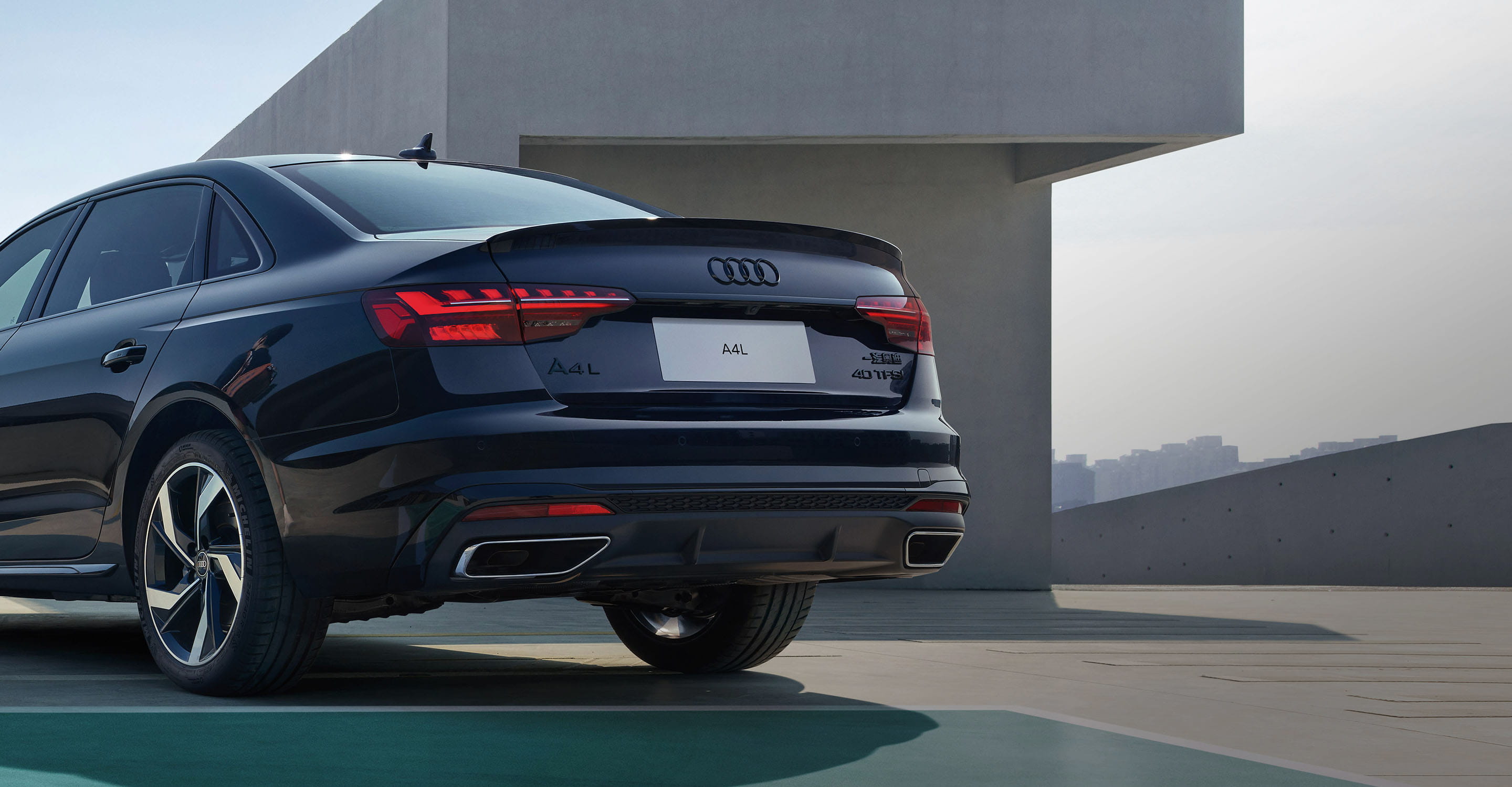 奥迪 A4L